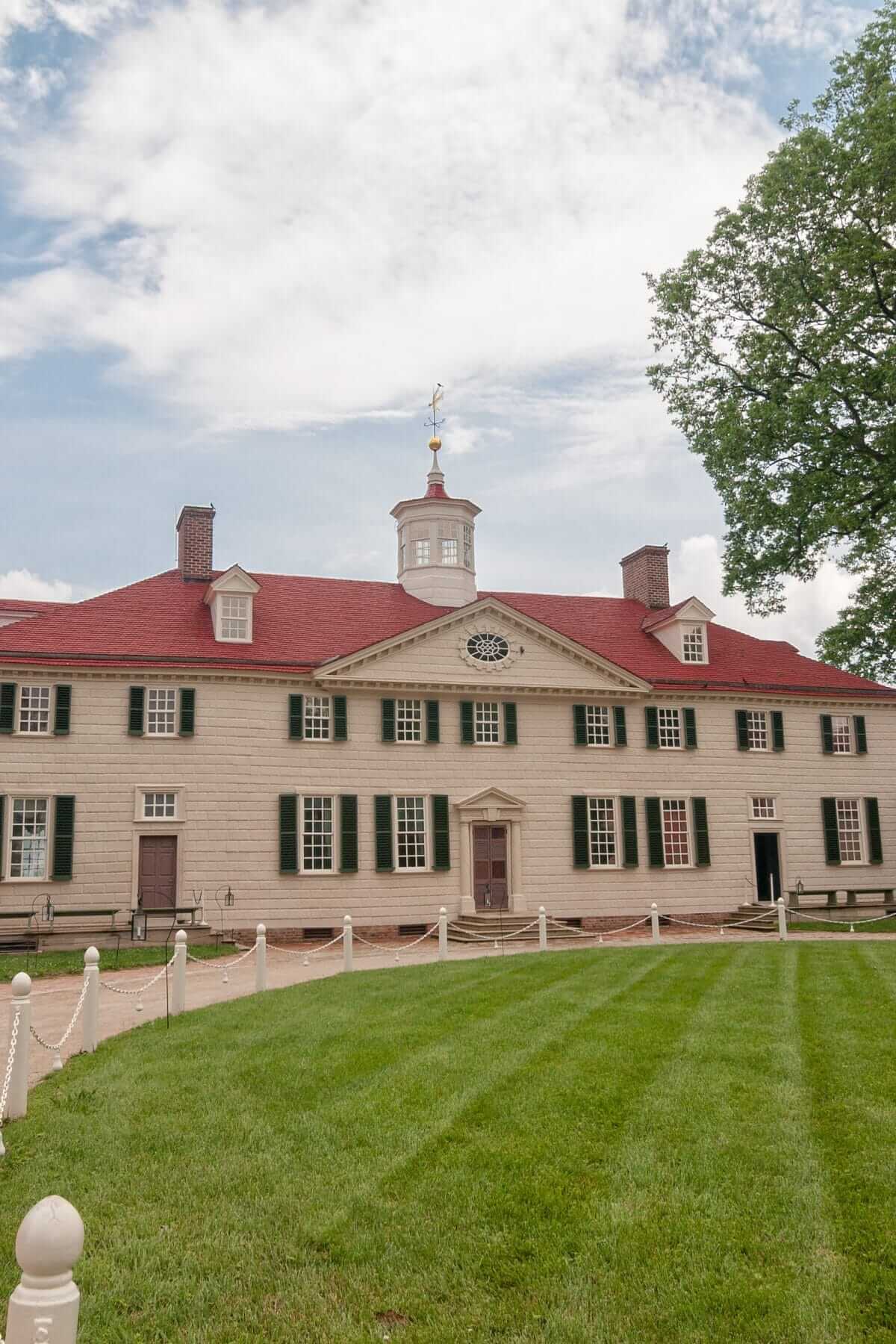 Top 9 Places to see in Virginia - Getaway Couple