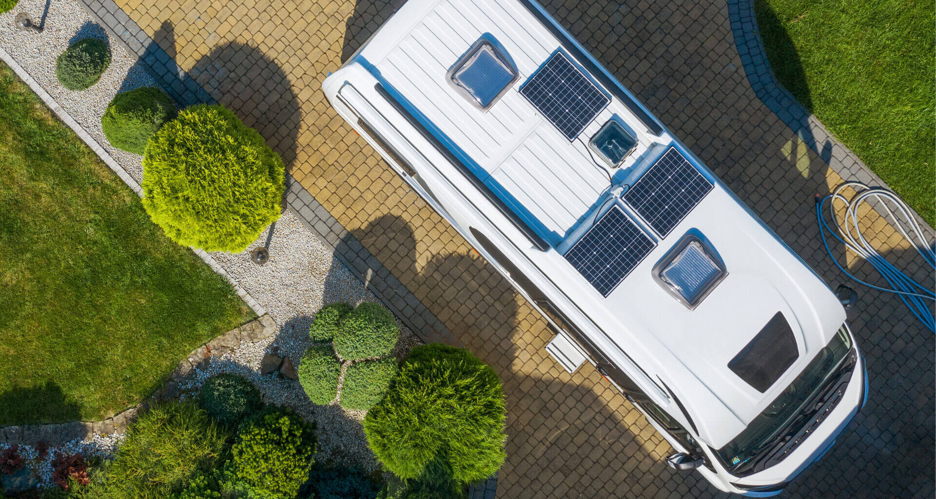 Compare Solar Panels in Series vs. Parallel: Which Is Better?