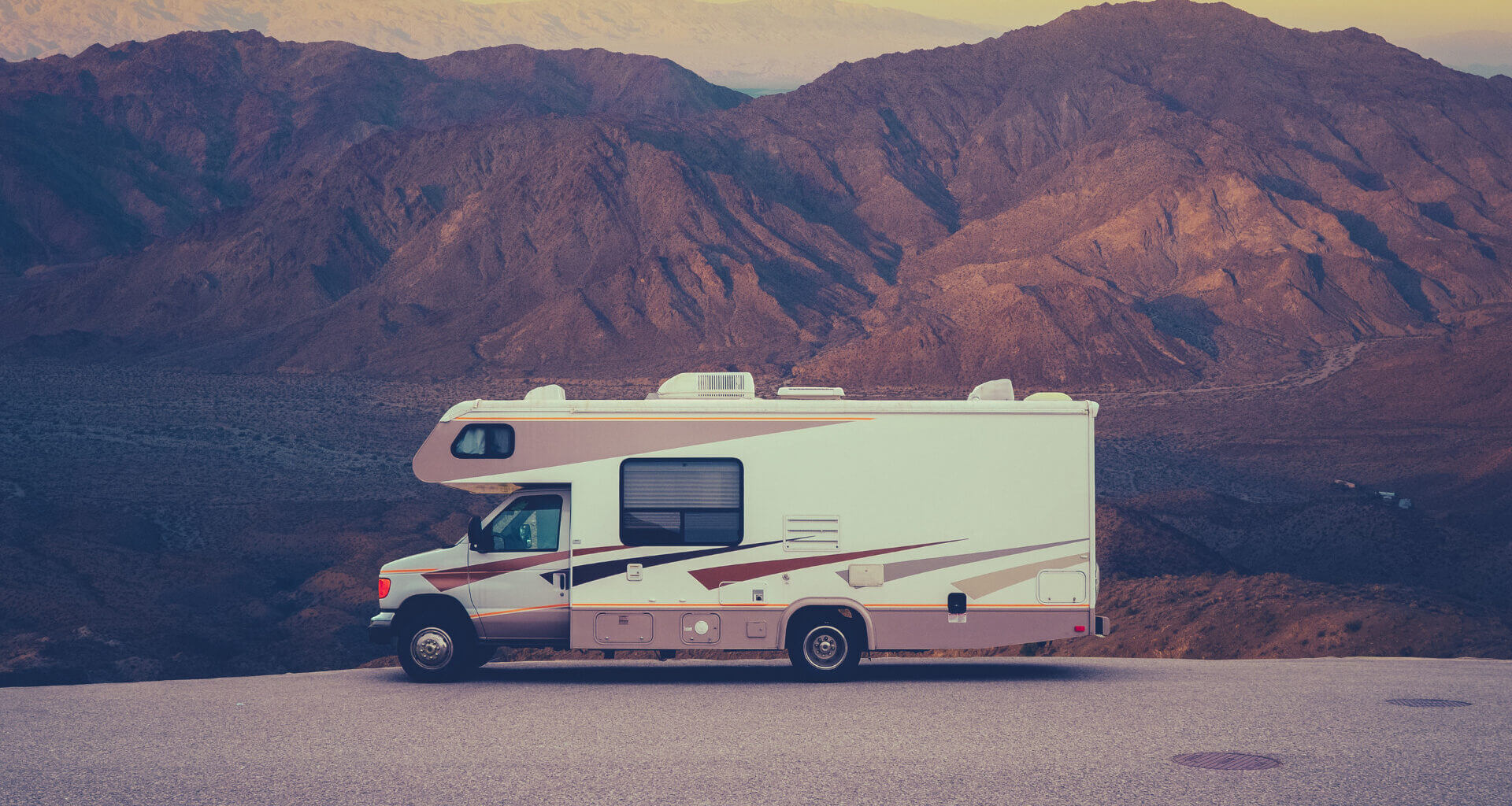 How to RV on a Budget - Getaway Couple