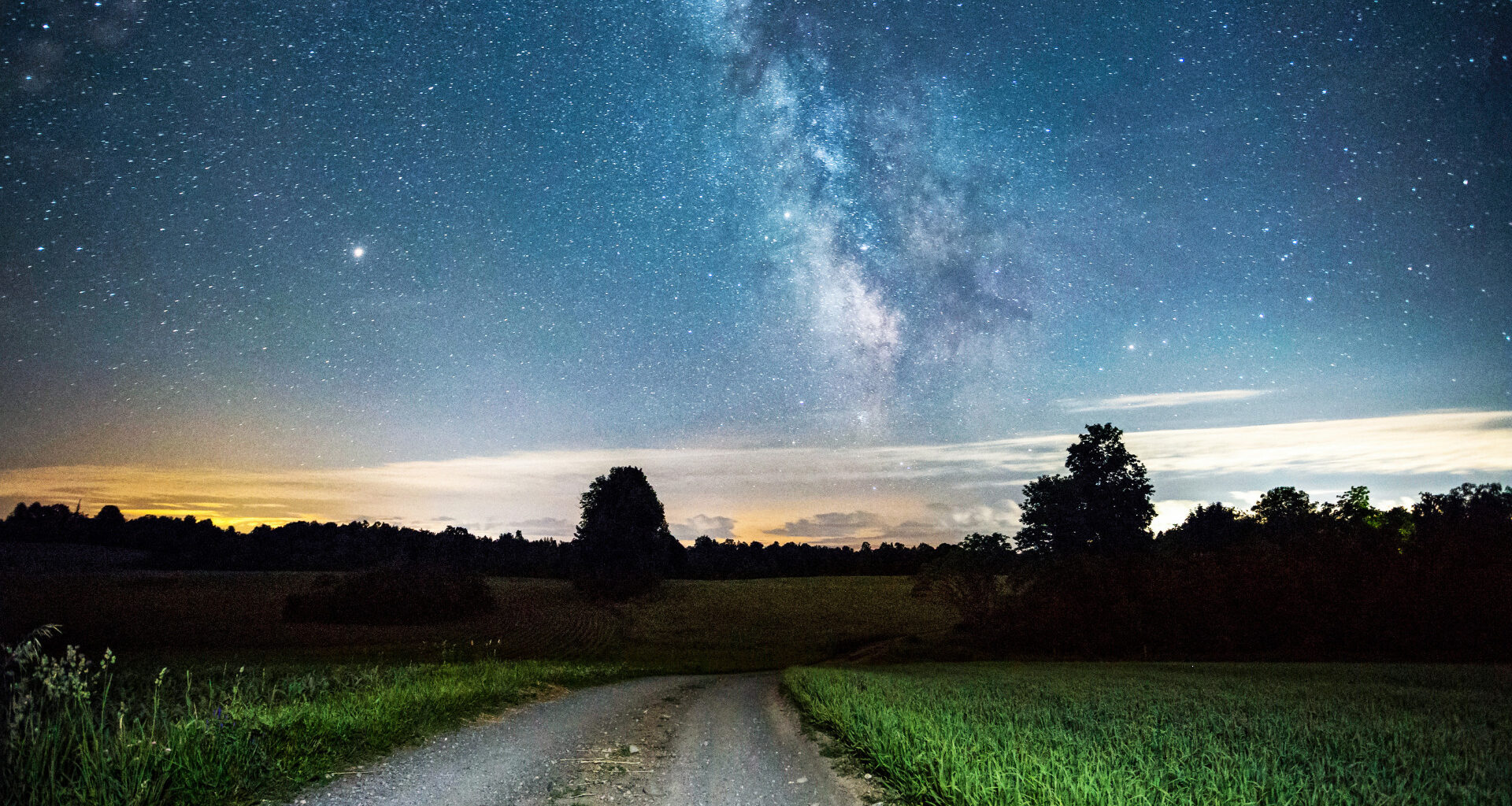 Off-Road Across the Trans-America Trail - Getaway Couple