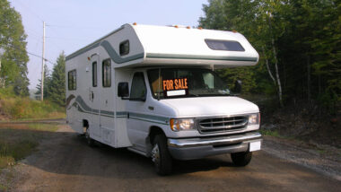 Does Kelley Blue Book Do RVs? How To Calculate Your RVs Worth