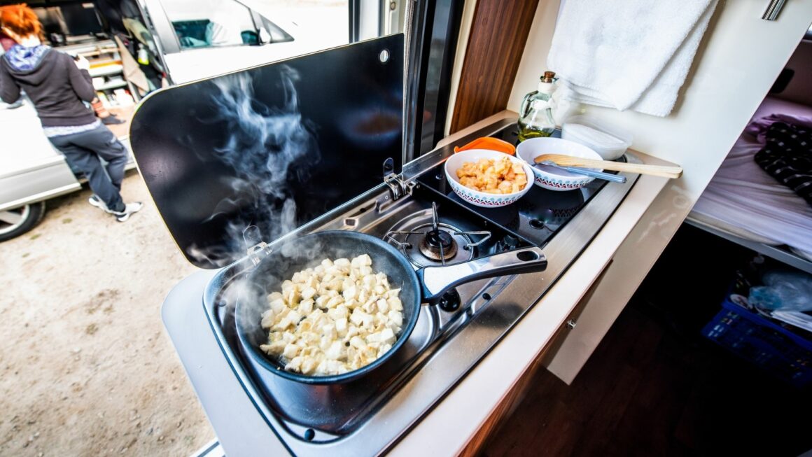 5 Best RV Stove and Ovens with Large Cooktops - Getaway Couple
