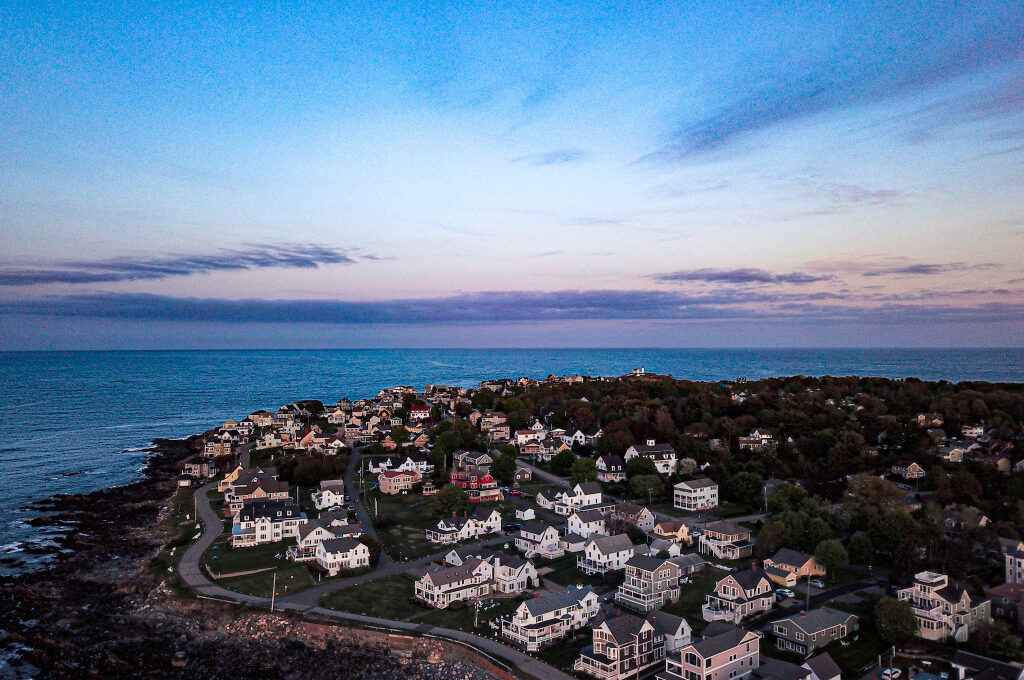 10 Best East Coast Oceanfront RV Parks - Getaway Couple