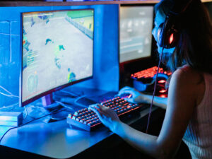 Gaming Camper Setups of Your Dreams - Getaway Couple