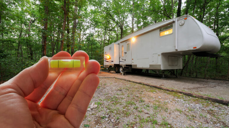 5 Best Reviewed Bubble and Bluetooth RV Levels - Getaway Couple