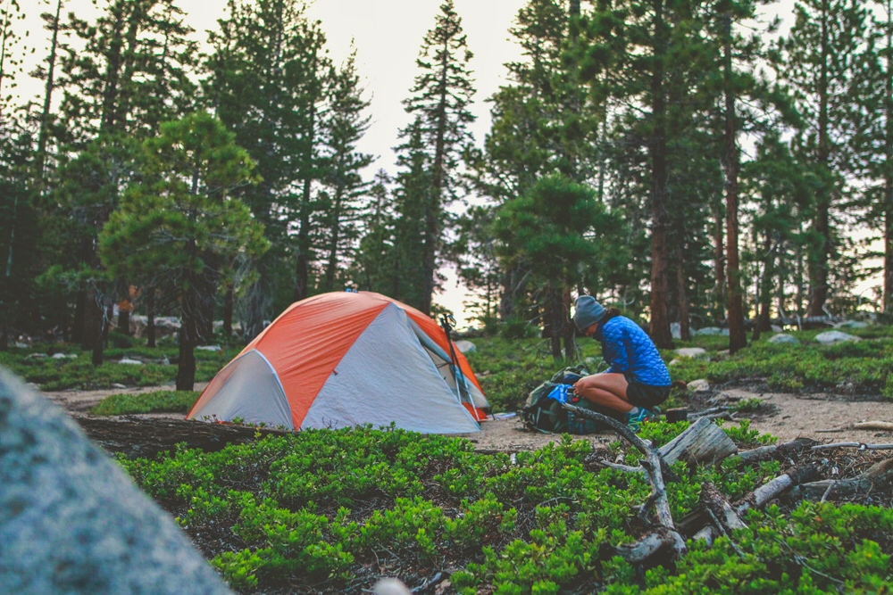 10 Best Places for Free Camping in Arkansas - Getaway Couple