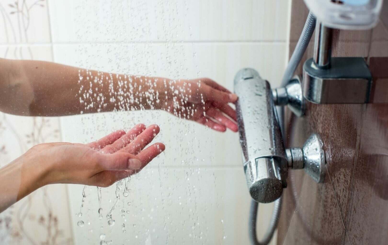 Your Ultimate Guide to Truck Stop Showers - Getaway Couple