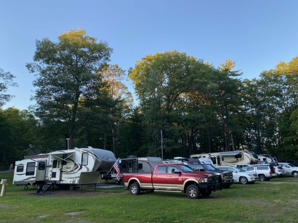 How to Find the Best Permanent and Long Term RV Parks