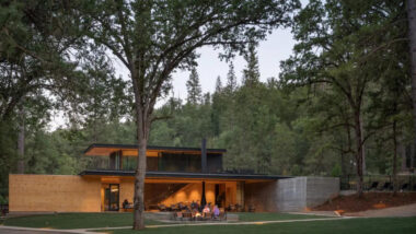 What Is AutoCamp? Everything You Need to Know - Getaway Couple