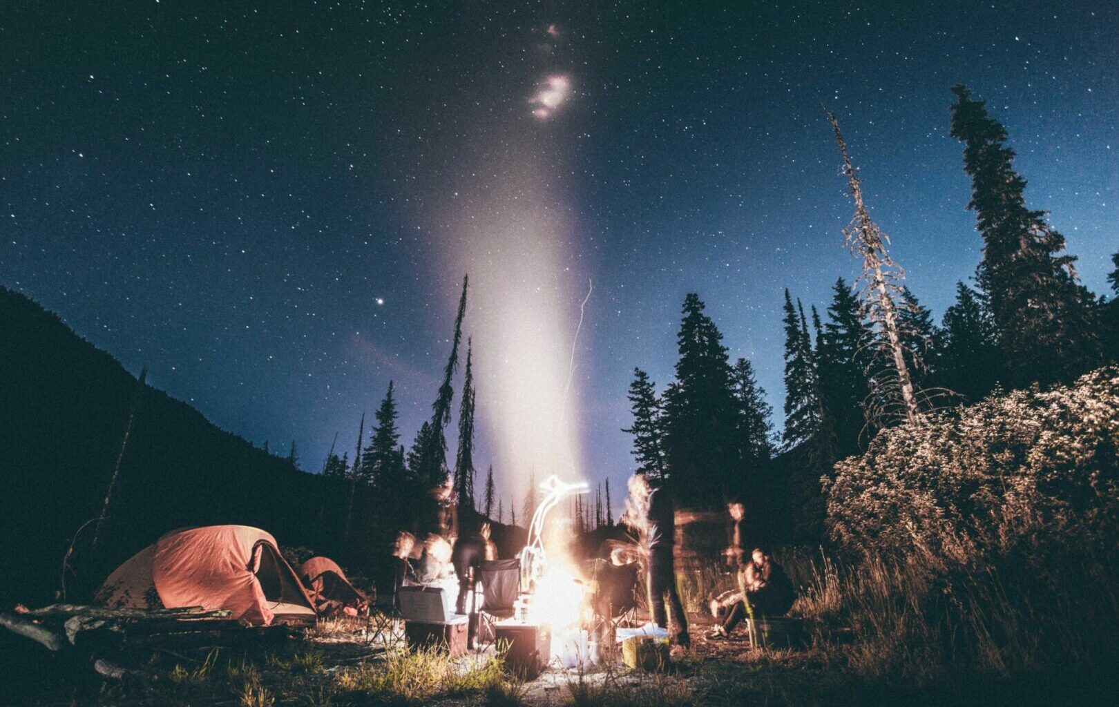 5 Awesome Ways to Change the Color of Your Campfire - Getaway Couple