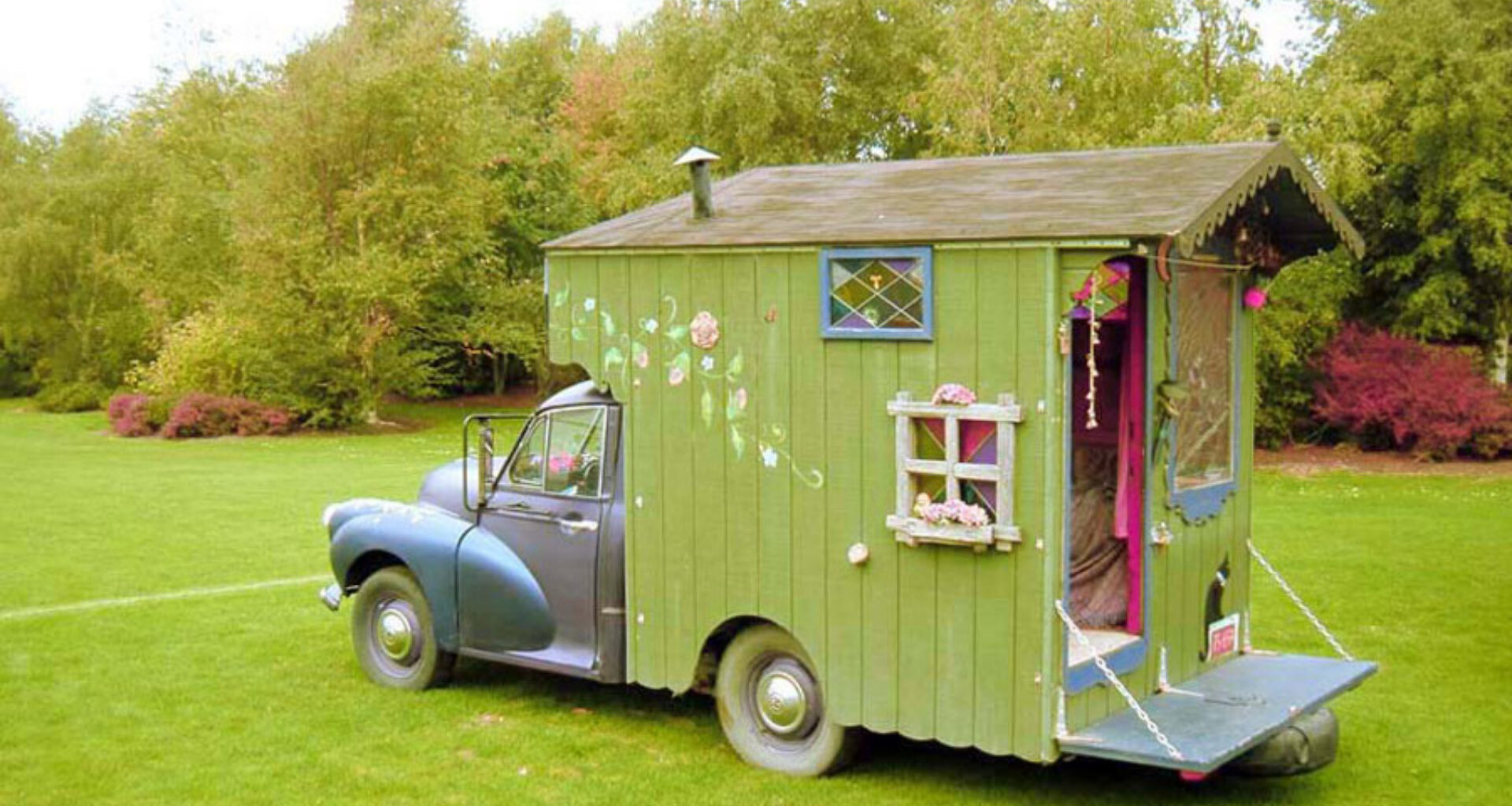 What In the World Is a House Truck? - Getaway Couple