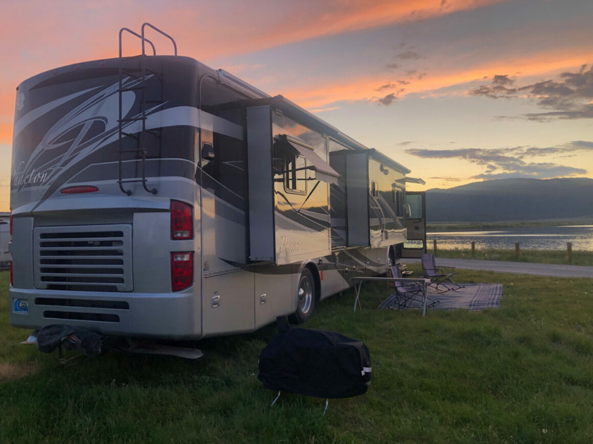 What You Need to Know Before Using Mobile RV Services