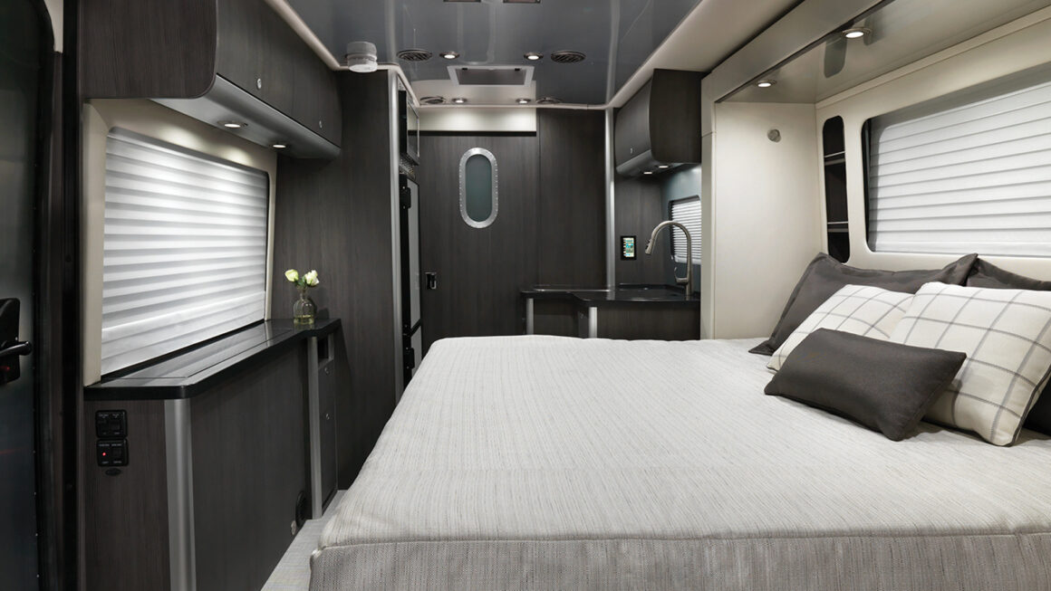 7 Best RVs With Murphy Beds - Getaway Couple