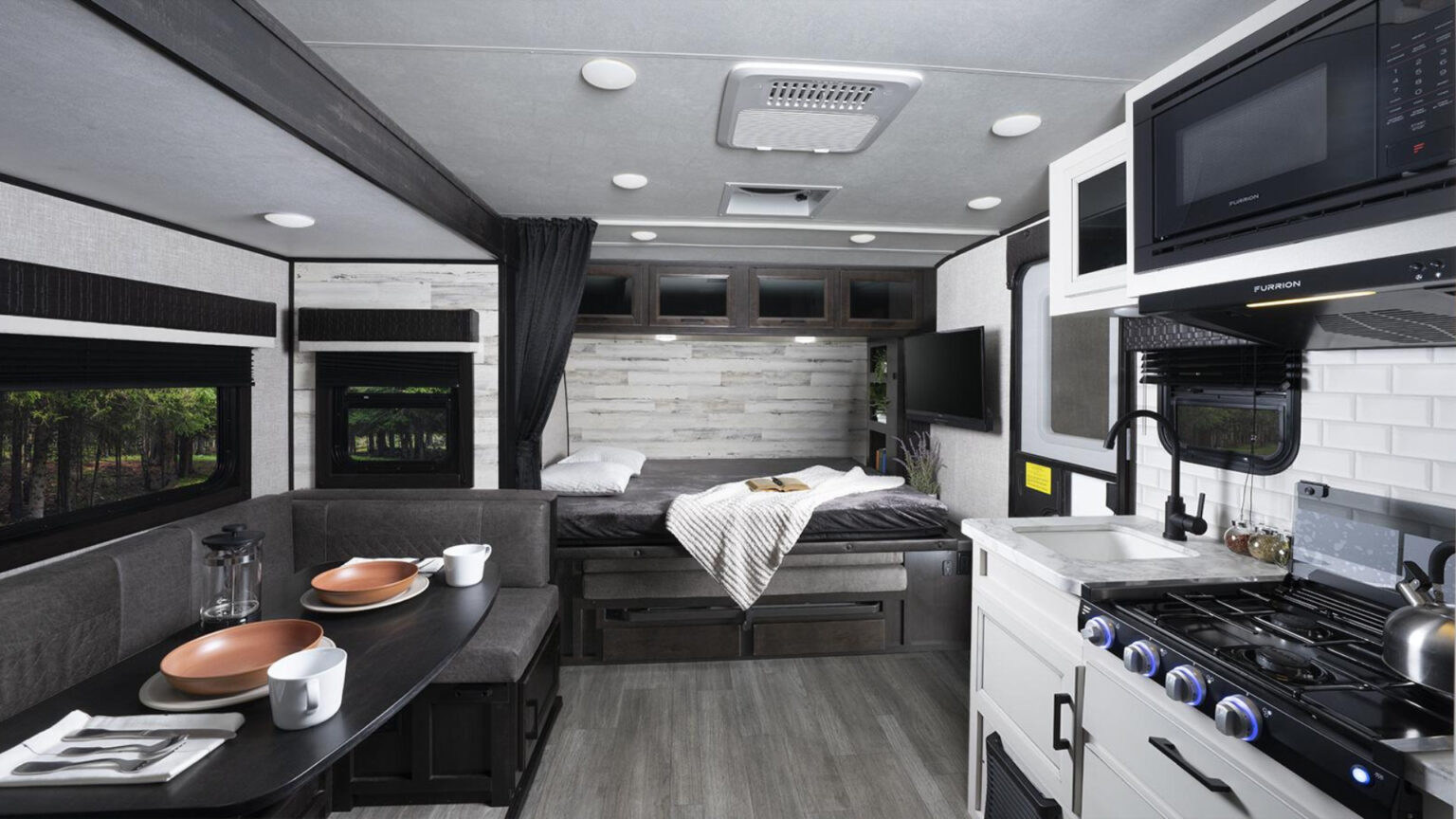 7 Best RVs With Murphy Beds - Getaway Couple
