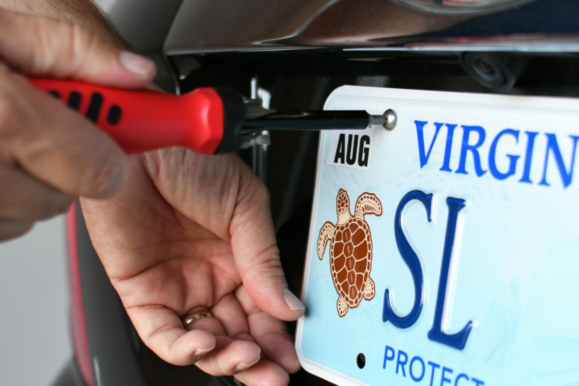 Can You Look Up an RV by VIN Number? - Getaway Couple