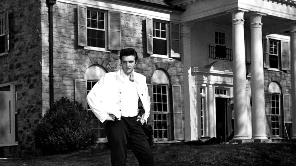We Toured Elvis Presley's House and We Probably Wouldn't Do It Again
