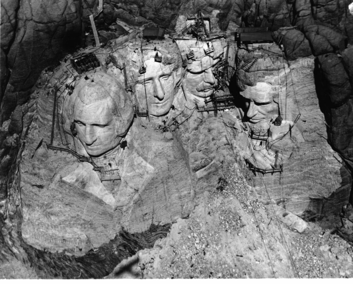 Who Is the 5th Face on Mount Rushmore? - Getaway Couple