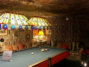 We Toured Elvis Presley's House and We Probably Wouldn't Do It Again