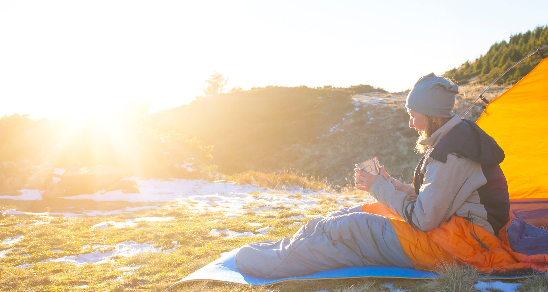 Your Ultimate Fall Camping Packing List - Getaway Couple