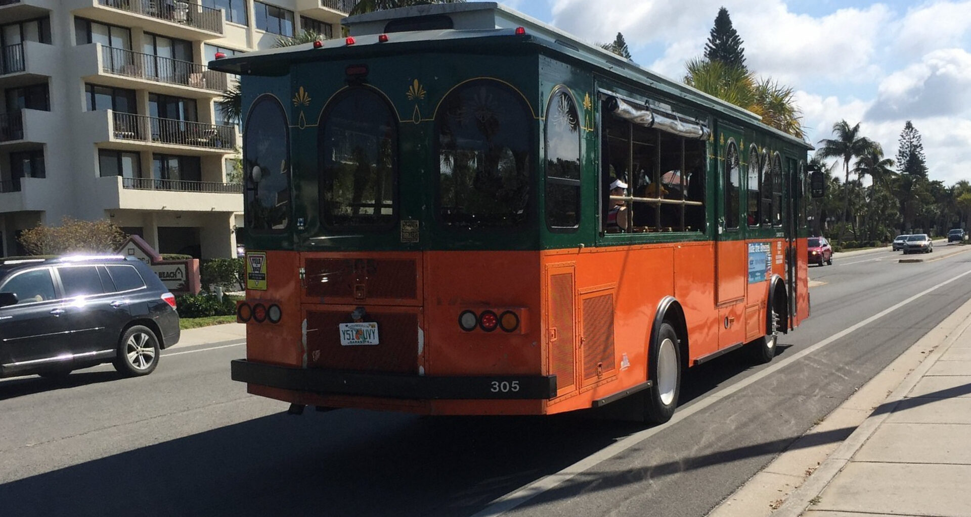 What Is Special About Siesta Key Beach? - Getaway Couple