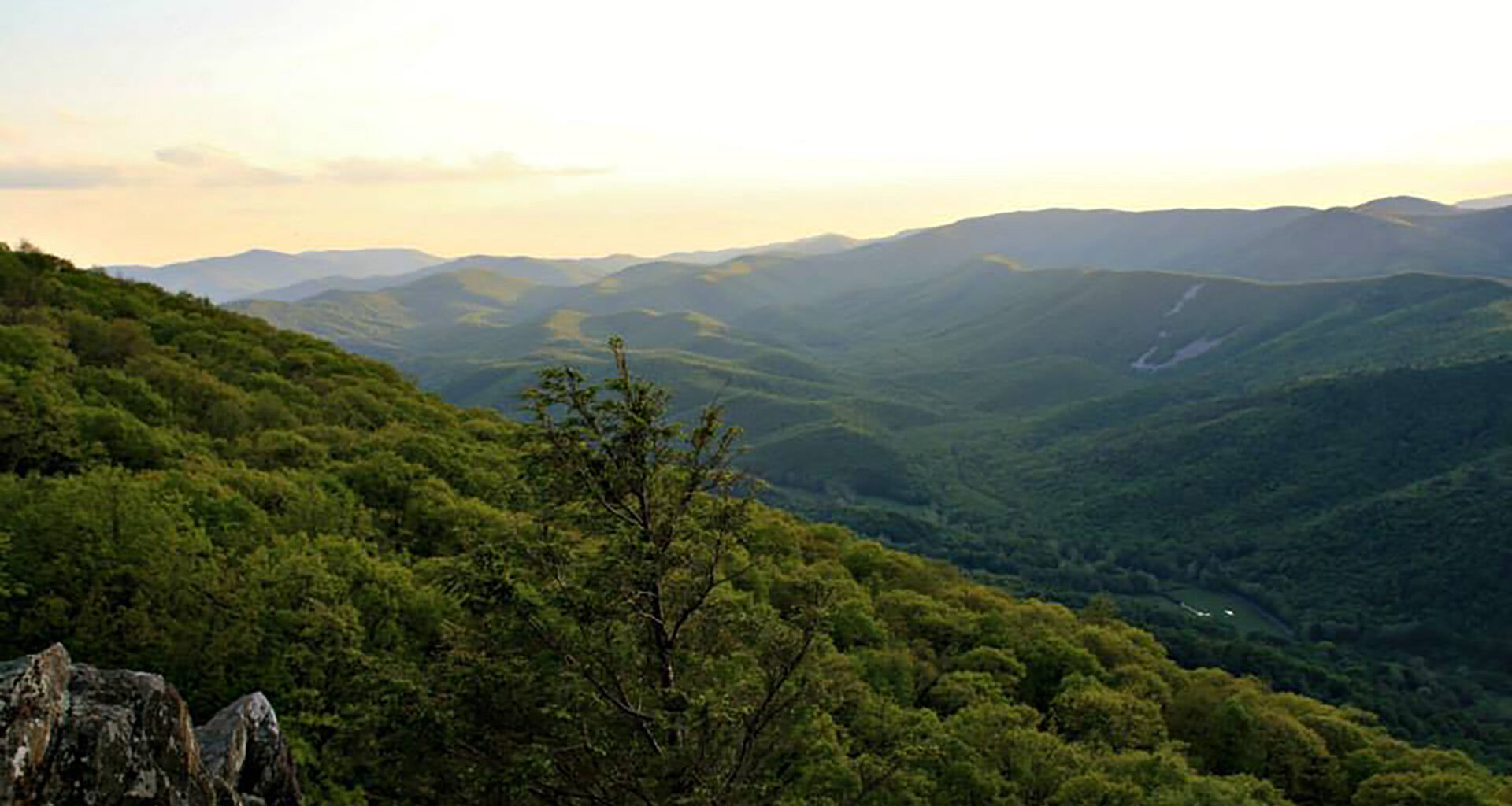 The Best Spots for Camping in the Virginia Mountains - Getaway Couple