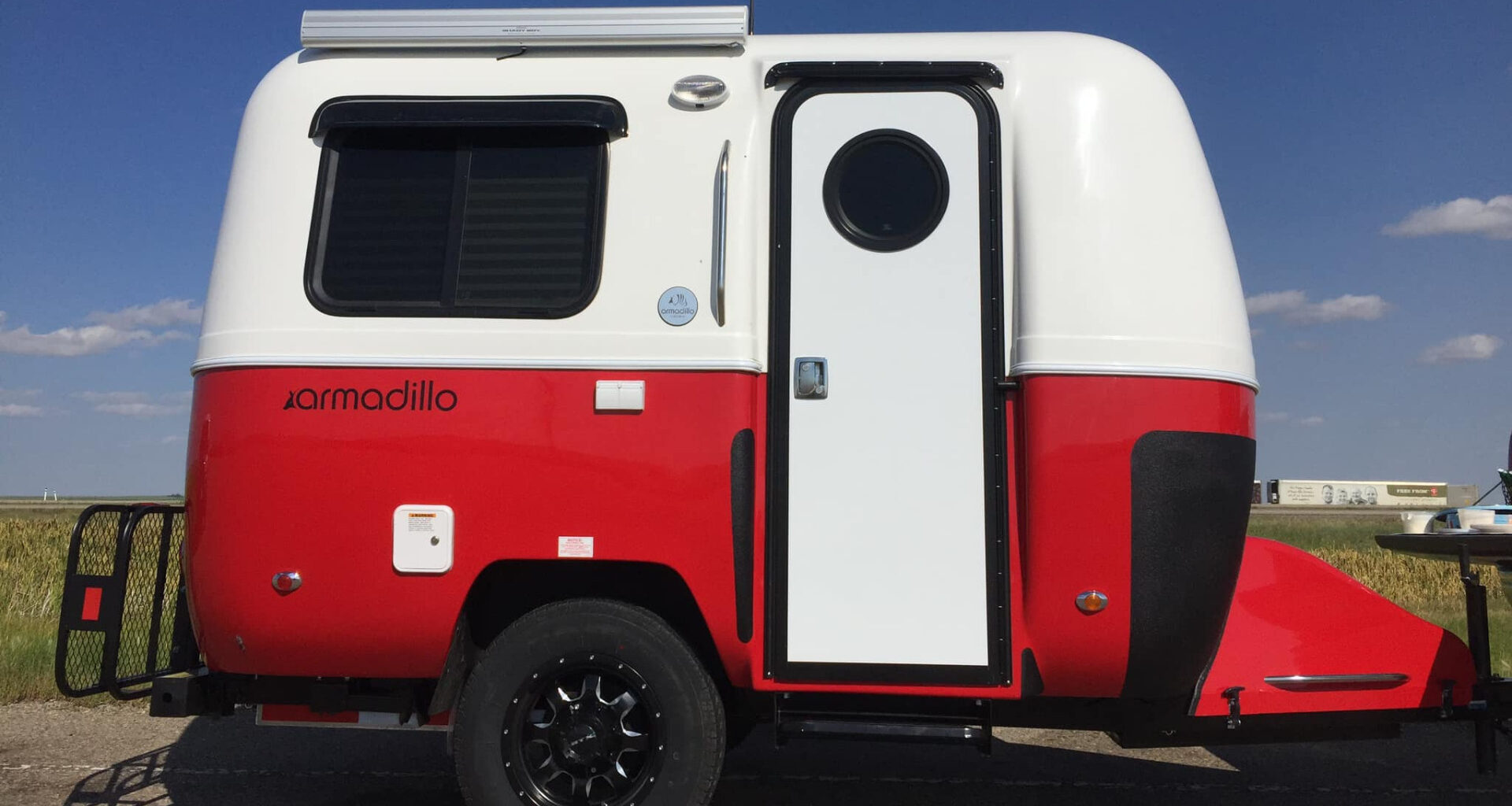 Who Makes Armadillo Trailers? - Getaway Couple