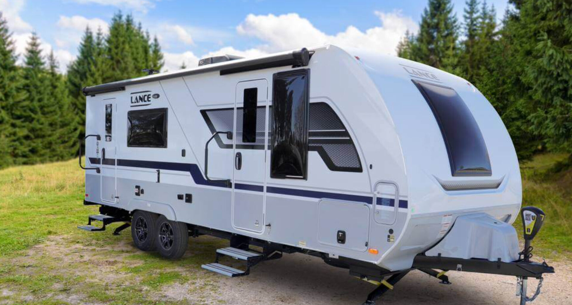 The Best Cold Weather Travel Trailers to Survive Winter