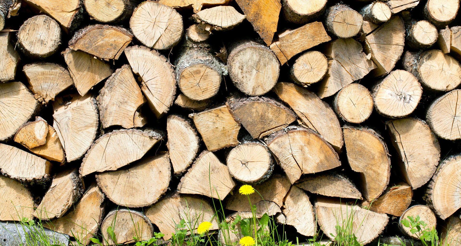 What is the Point of a Swedish Fire Log? - Getaway Couple