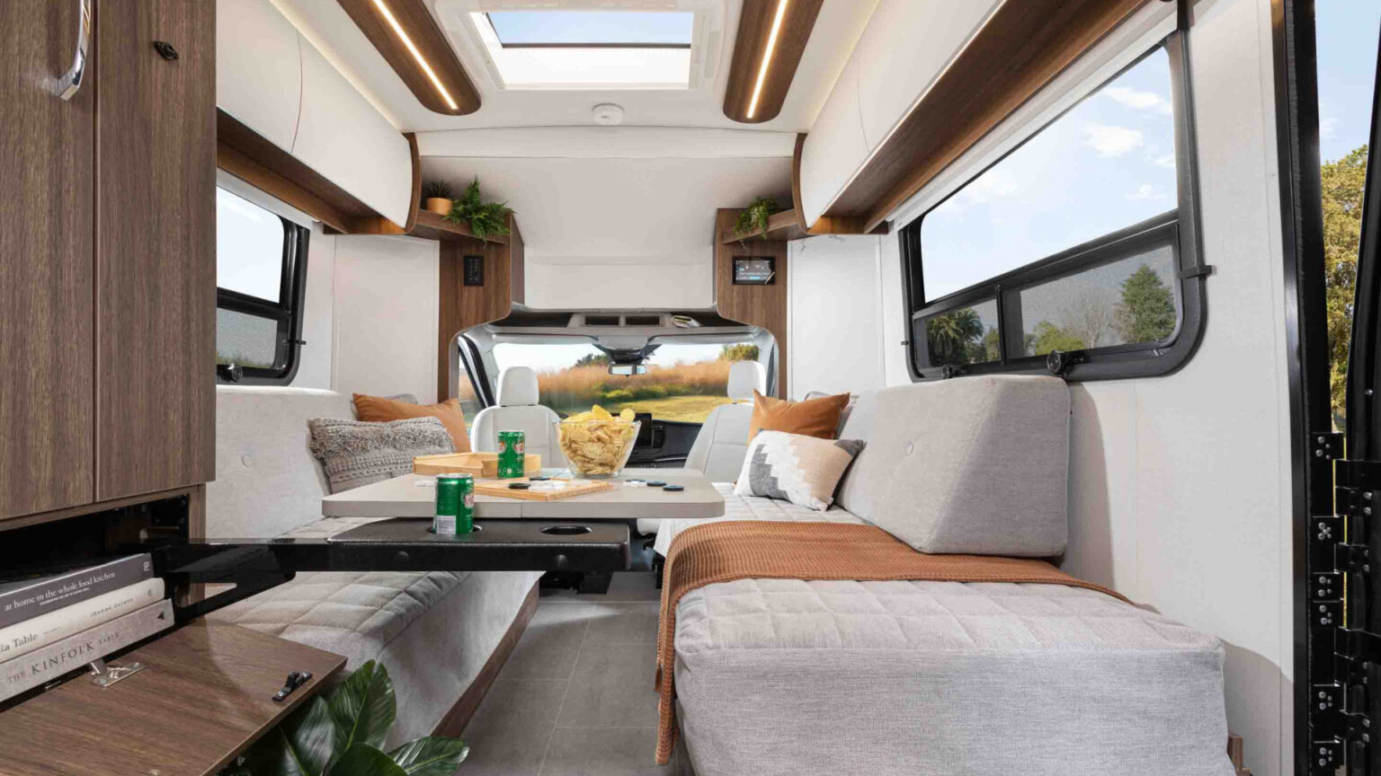 Who Owns Leisure Travel Vans? - Getaway Couple