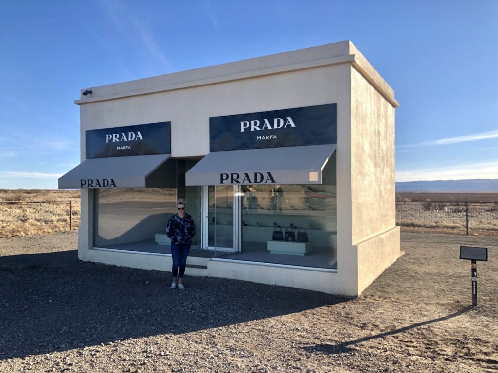 We Saw the Marfa Lights (And You Can Too) - Getaway Couple