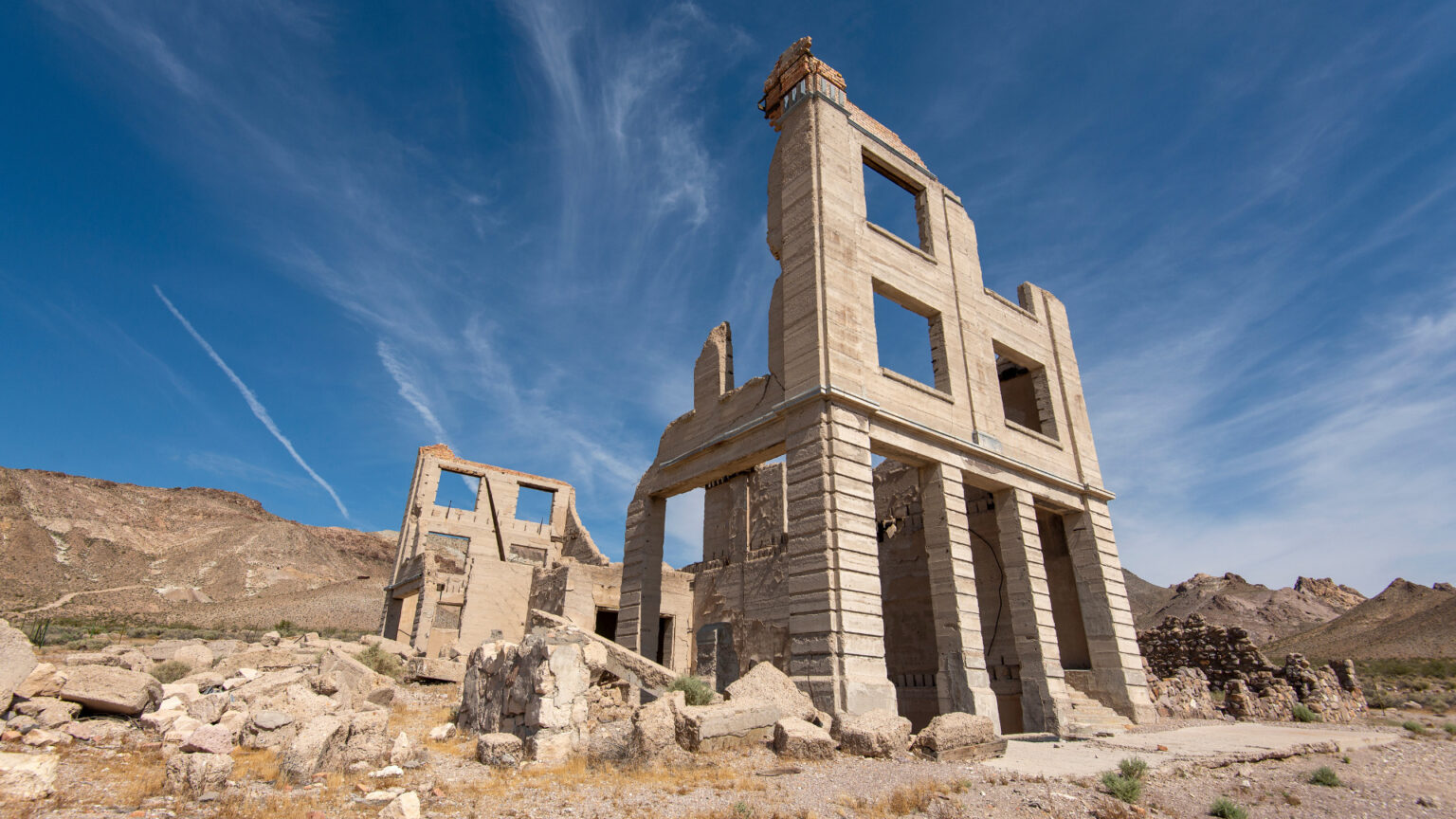 Rhyolite Ghost Town: From Boom to Bust - Getaway Couple
