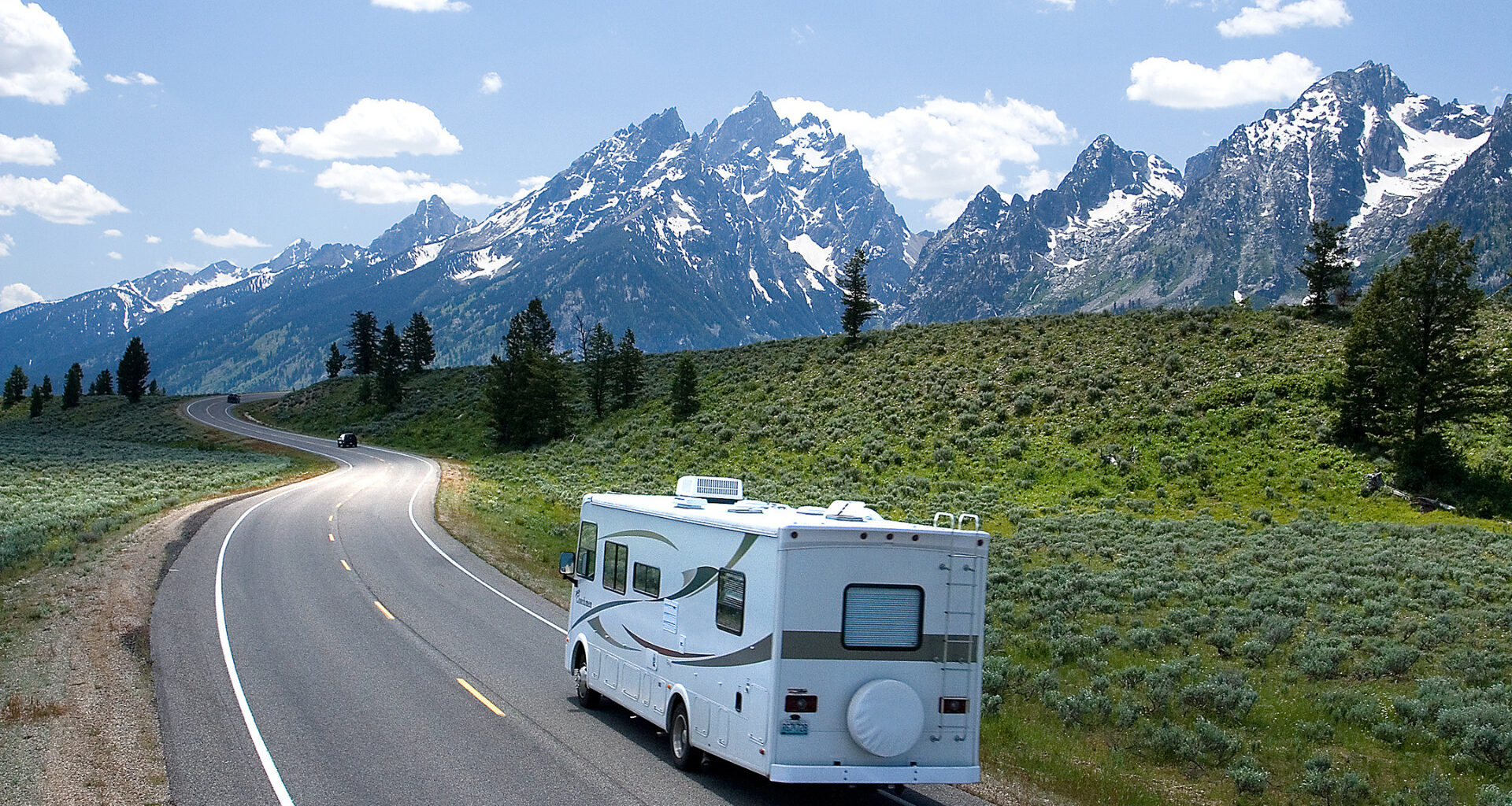What Are Important Safety Features to Have in Your RV? - Getaway Couple