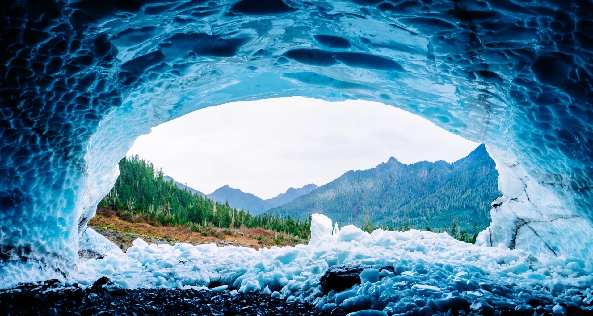 Your Guide to Safely Visiting the Big Four Ice Caves