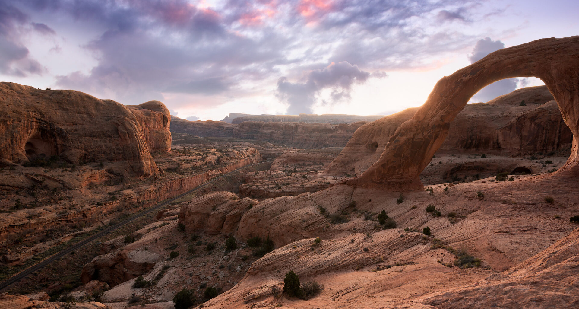 Corona Arch: Tips for a Successful Hike - Getaway Couple