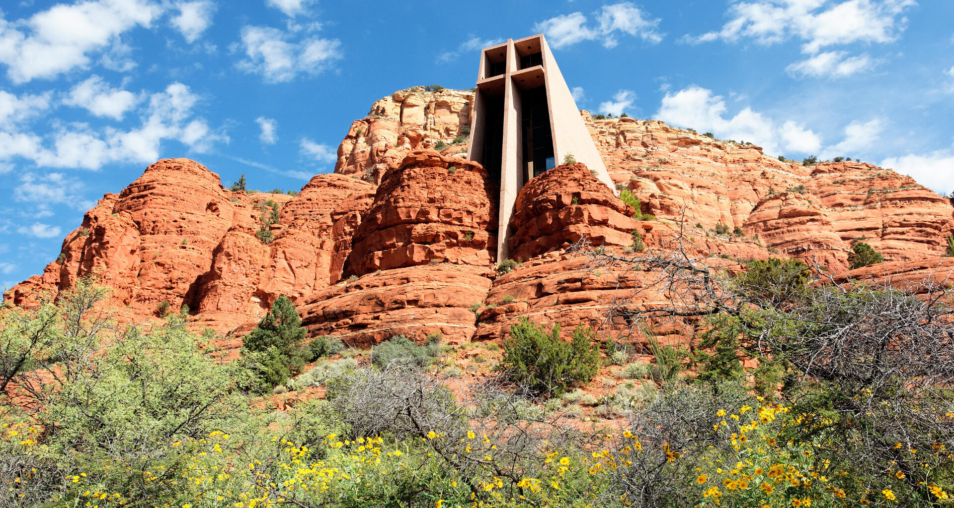 Your Guide to Visiting the Chapel of the Holy Cross - Getaway Couple
