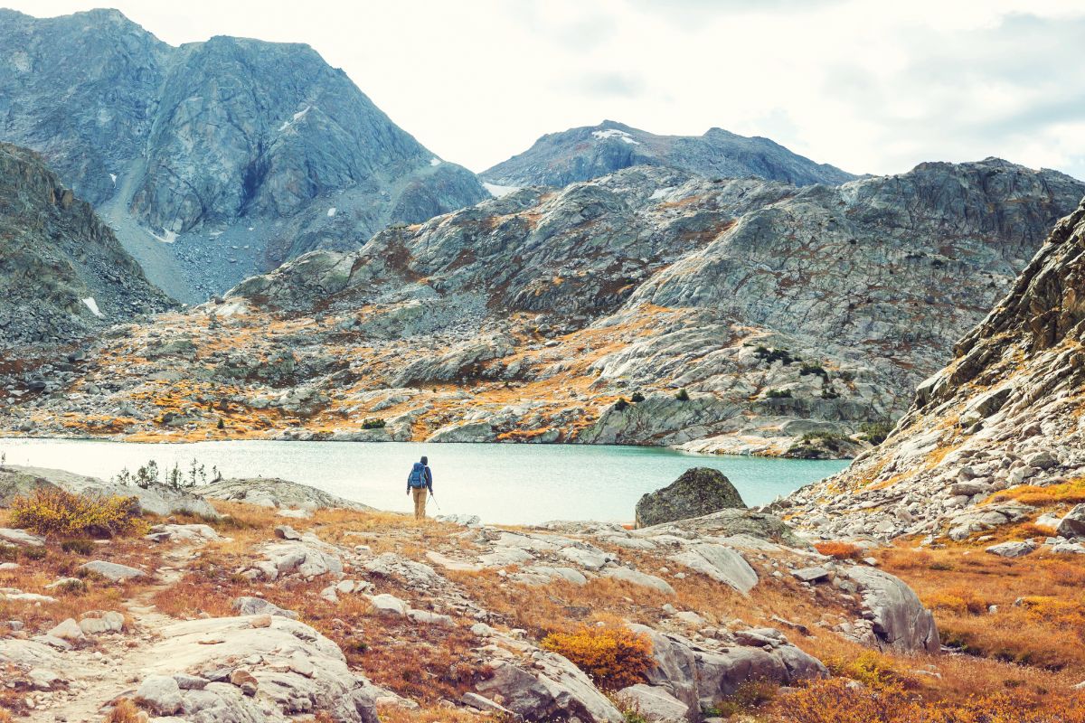 These Wyoming Mountain Ranges Will Blow You Away - Getaway Couple