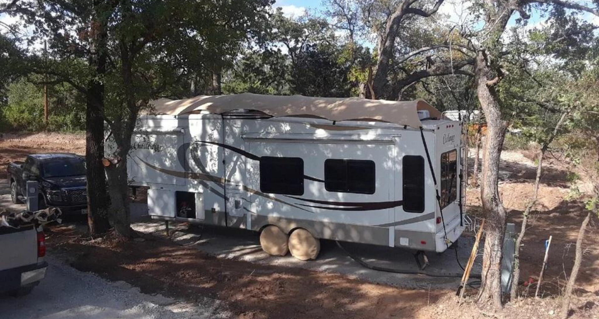 Shade RV: A Hot Weather RVing Must-Have - Getaway Couple