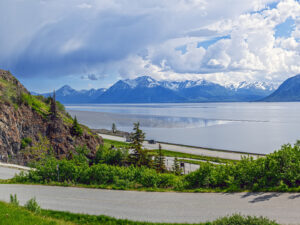 Don't Miss the Turnagain Arm Drive When in Alaska - Getaway Couple