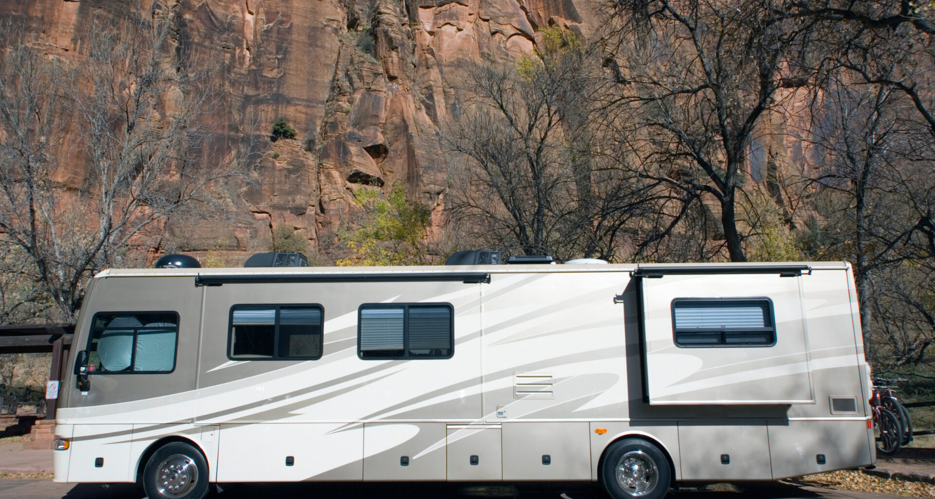 Safety Tips for Driving an RV in High Winds - Getaway Couple