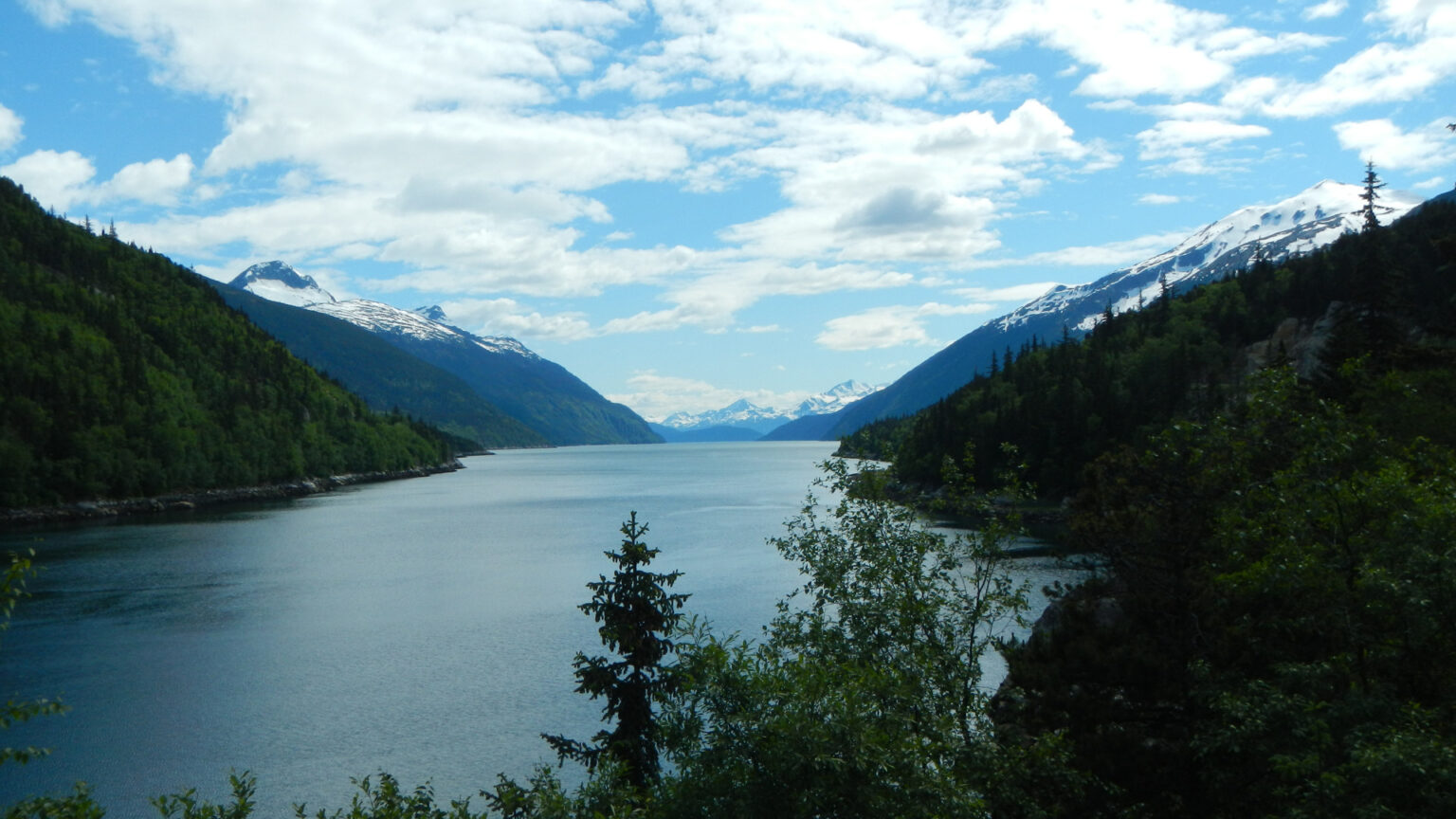 What is Special About Skagway, Alaska? - Getaway Couple