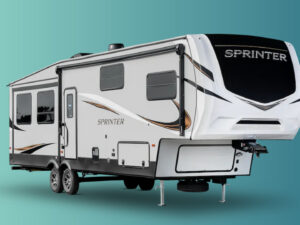 A Breakdown of the Keystone Sprinter 5th Wheel - Getaway Couple