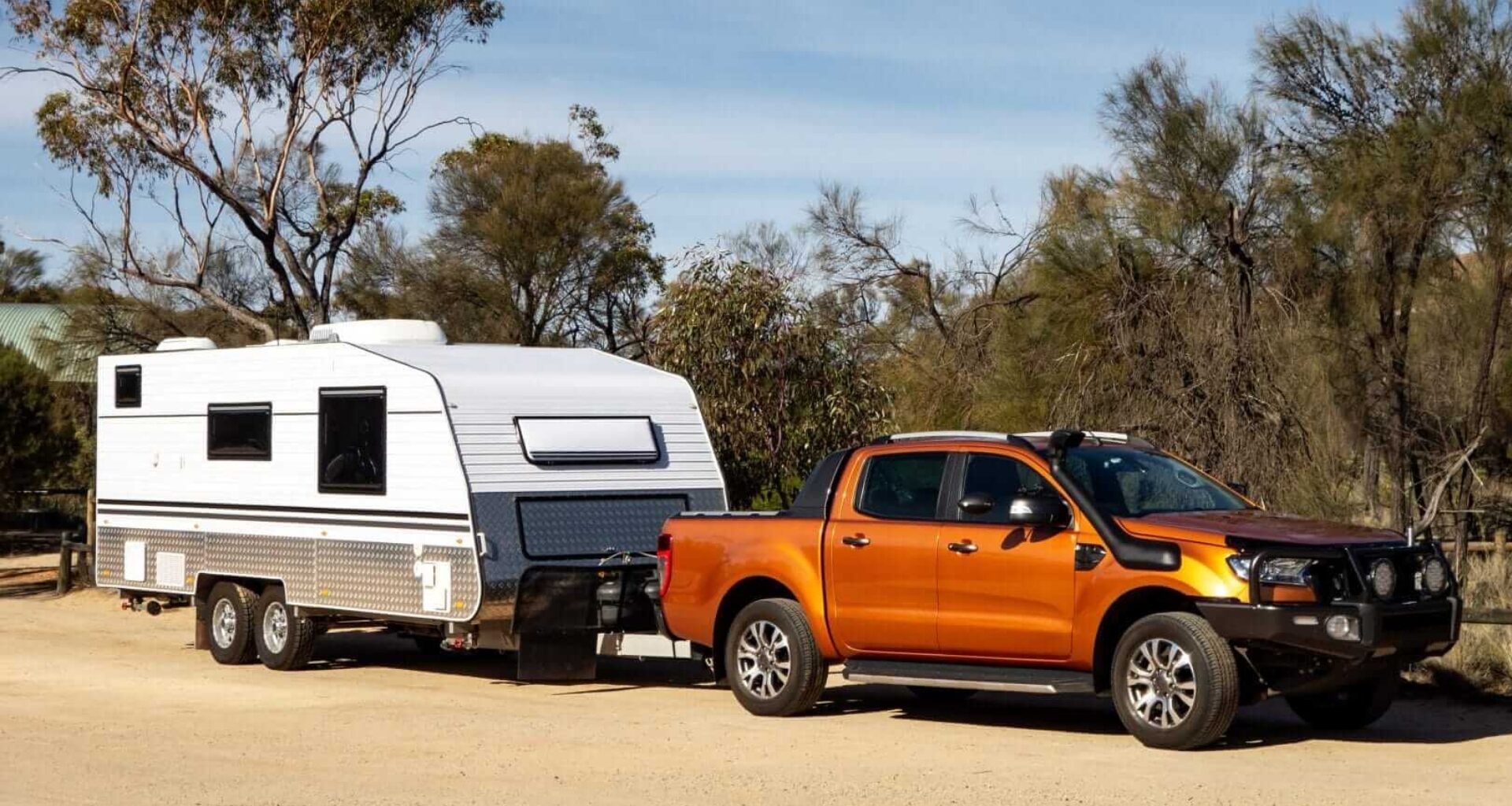 A Guide to Understanding The Different Types of RVs - Getaway Couple