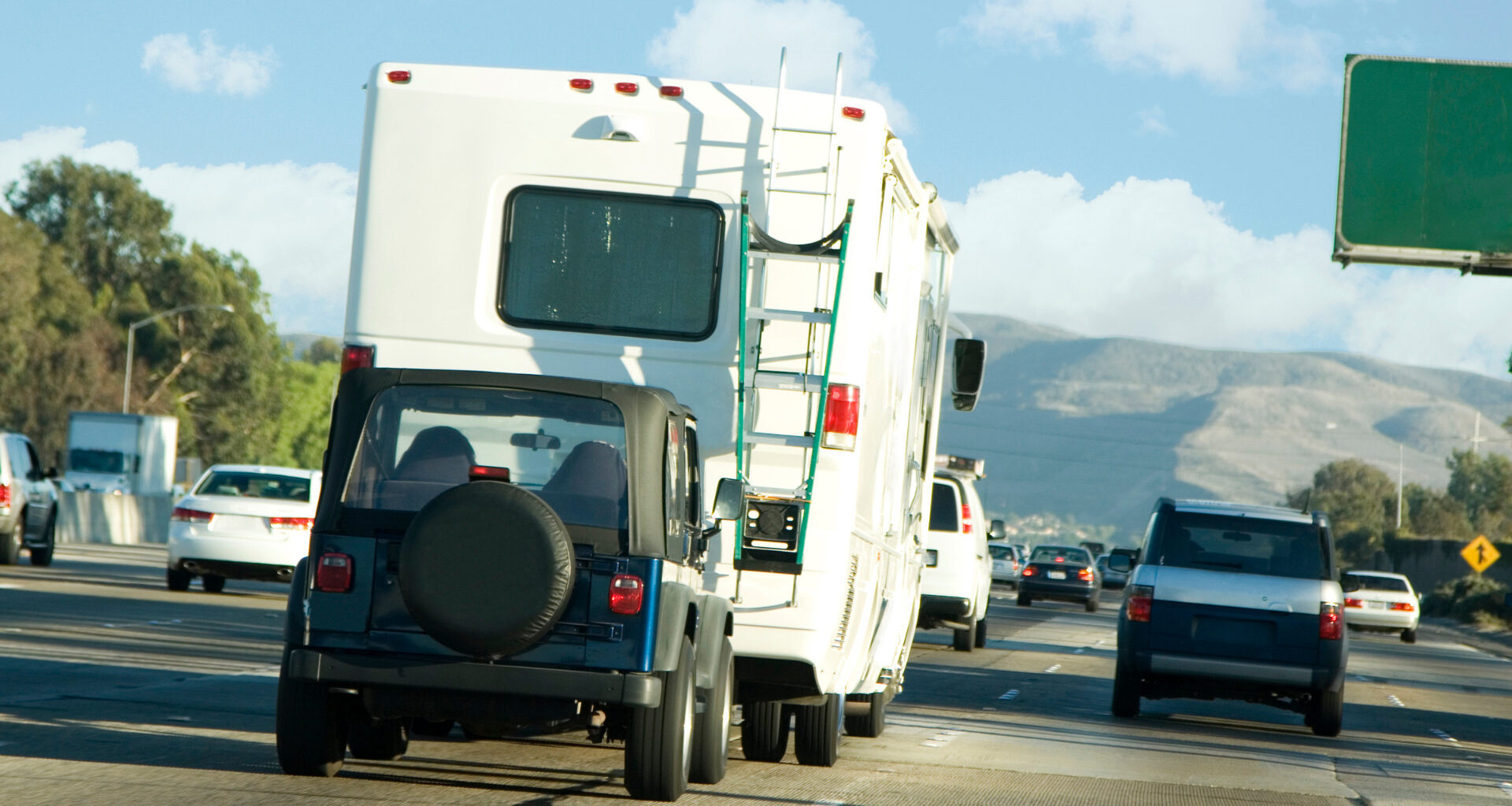 Are Blue Ox Tow Bars Worth It? - Getaway Couple