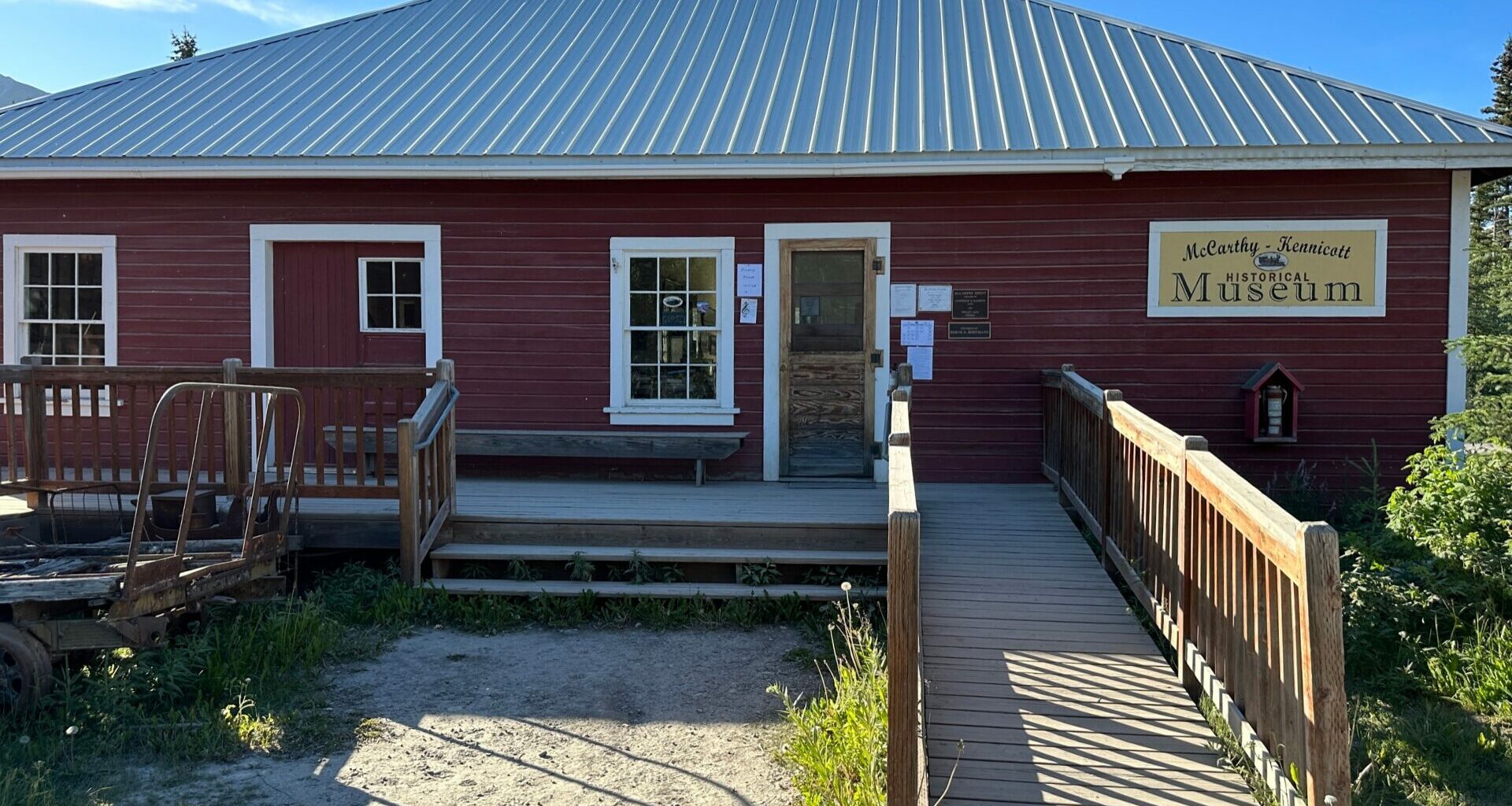 Kennicott & McCarthy: Alaska's Weirdest Towns - Getaway Couple