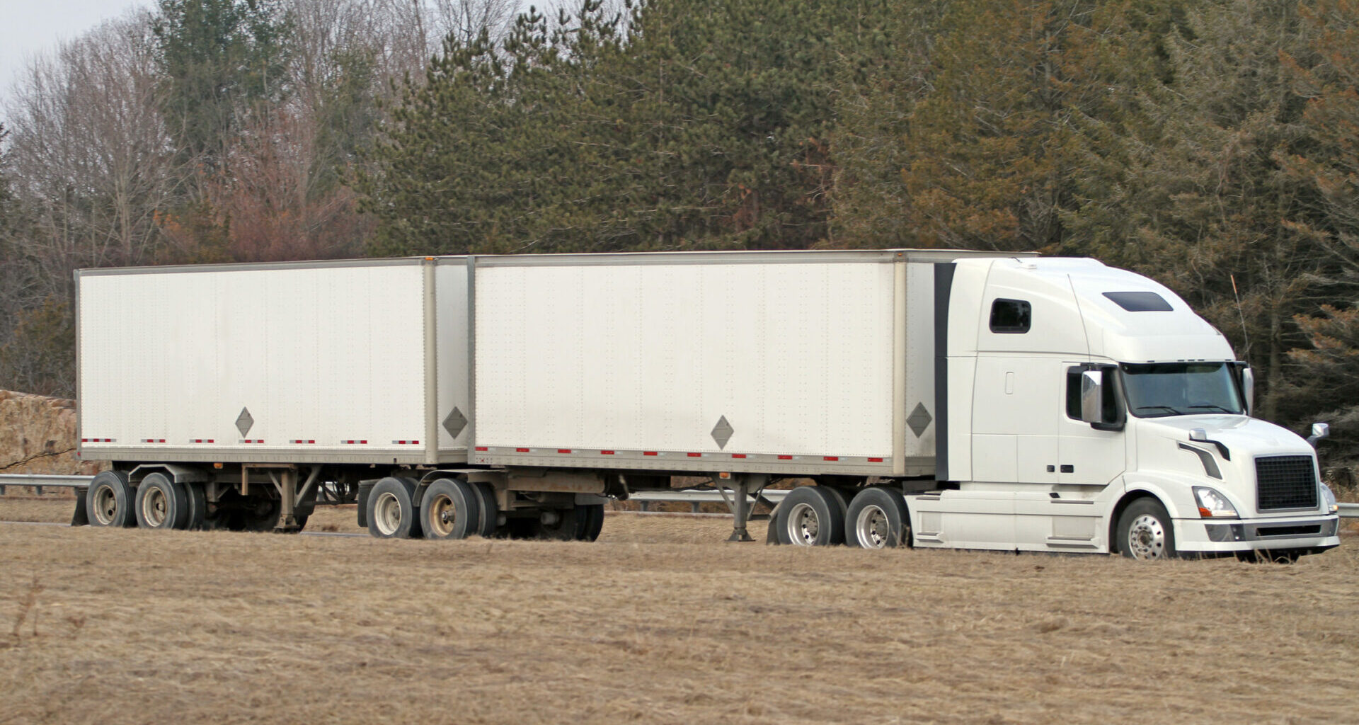 Know Before You Go: Triple Towing Laws By State