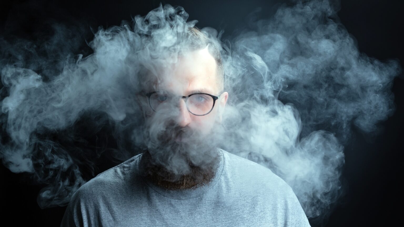 This Is Why Campfire Smoke Always Goes Towards You - Getaway Couple