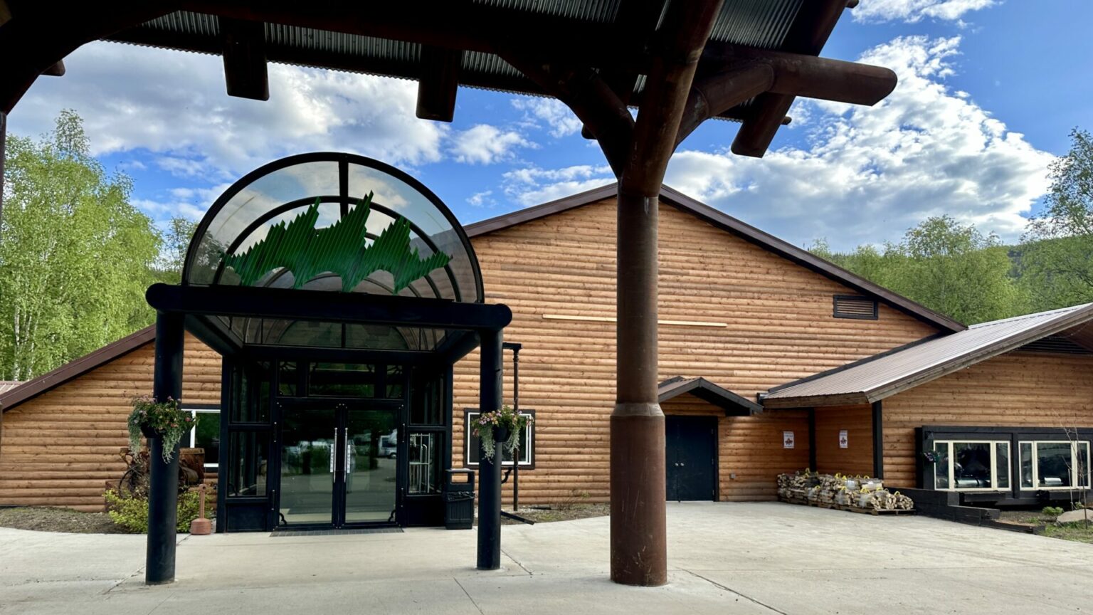 Our Honest Review of Chena Hot Springs - Getaway Couple