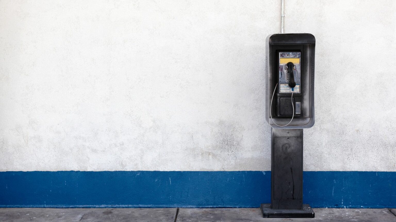 There's Still a Working Pay Phone in This Remote National Park ...