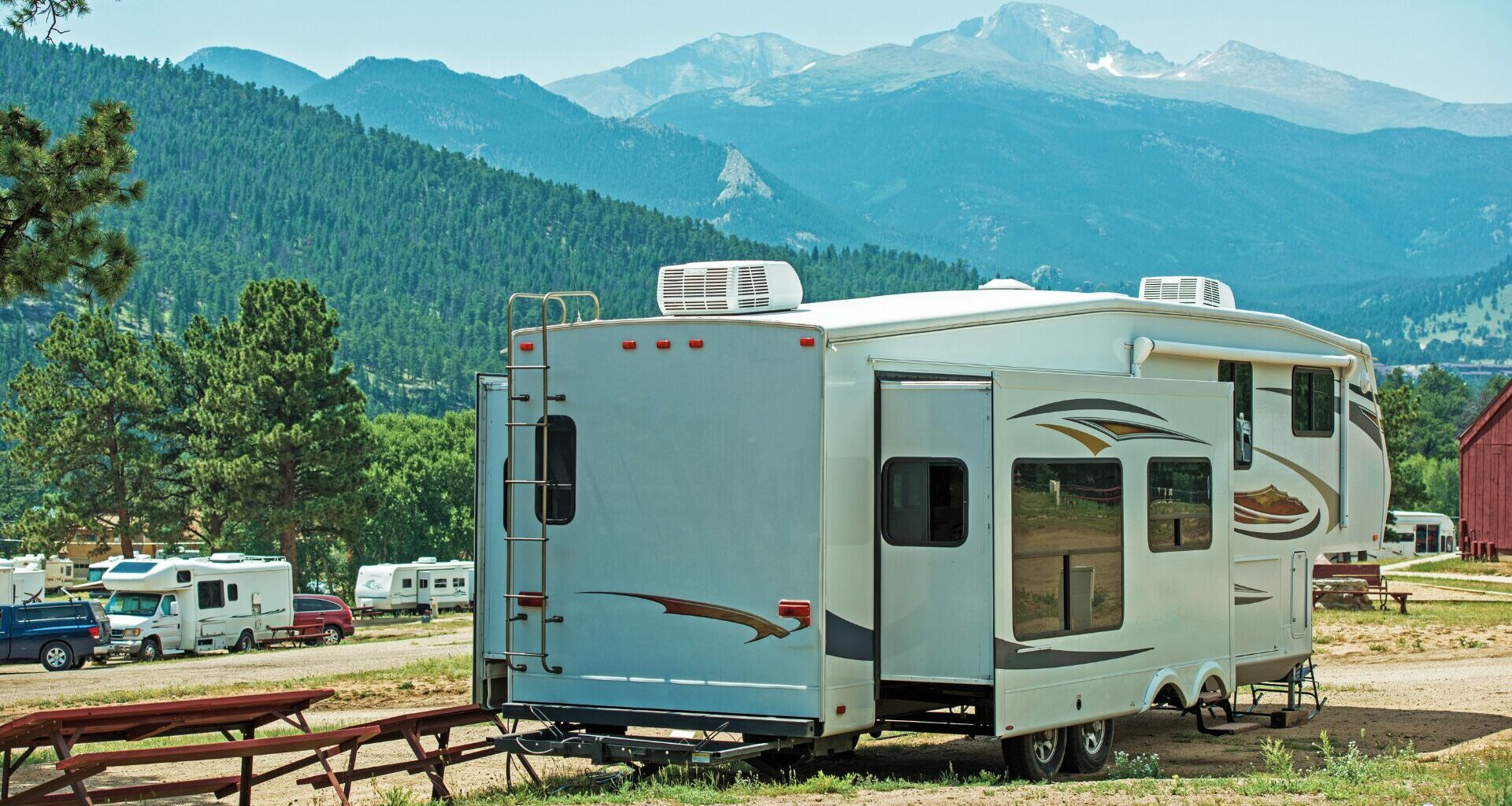 Can You Auto-Level Your RV With The Slides Out? - Getaway Couple