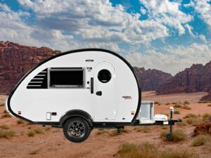 A Breakdown of the nuCamp Tab 320 - Getaway Couple